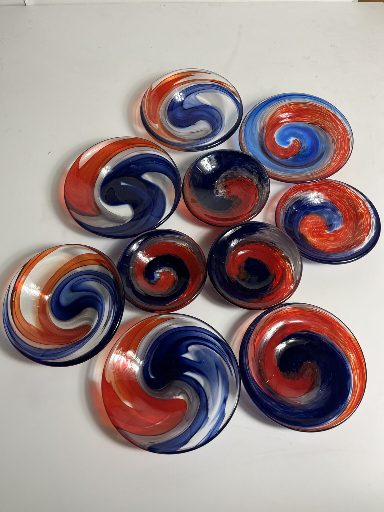 Red and Blue Swirl Plate – Ignite Glass Studios